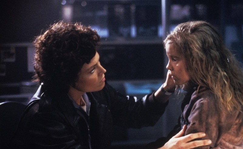 Heather Graham movie reviews & film summaries | Roger Ebert