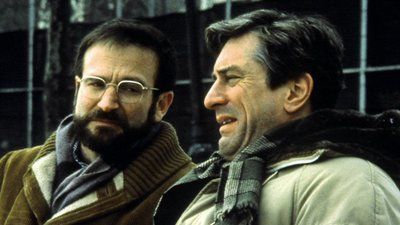 Awakenings movie review & film summary (1990) | Roger Ebert