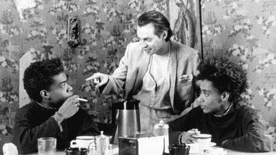 Coffee and Cigarettes movie review (2004) | Roger Ebert