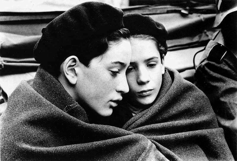 Au revoir les enfants movie review (1987) | Roger Ebert