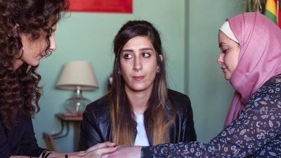 In Between movie review & film summary (2018) | Roger Ebert