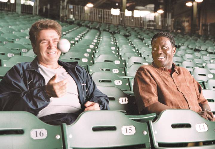 Mr 3000 Movie Review Film Summary 2004 Roger Ebert Mr 3000 Movie Review Film Summary 2004 Roger Ebert