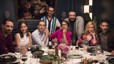 Perfect Strangers movie review (2019) | Roger Ebert