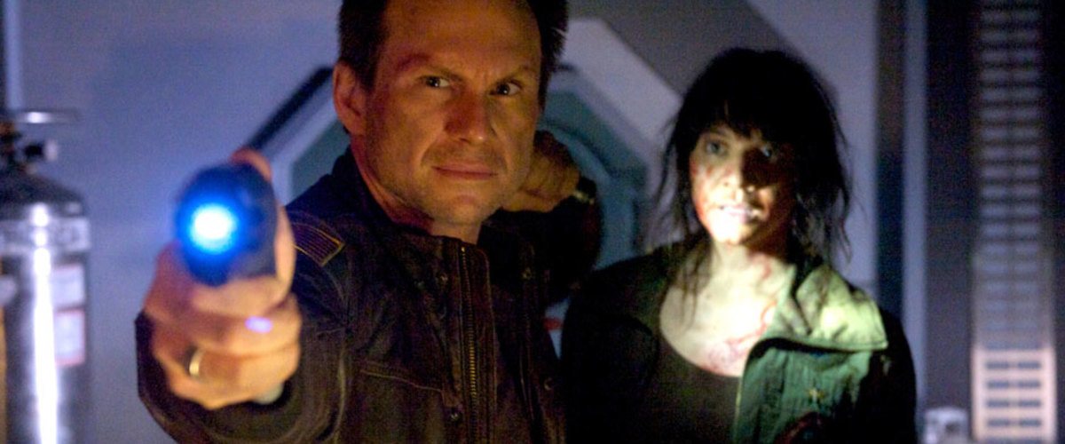 Stranded movie review & film summary (2013) | Roger Ebert