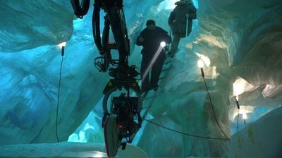 The Thing movie review & film summary (2011) | Roger Ebert