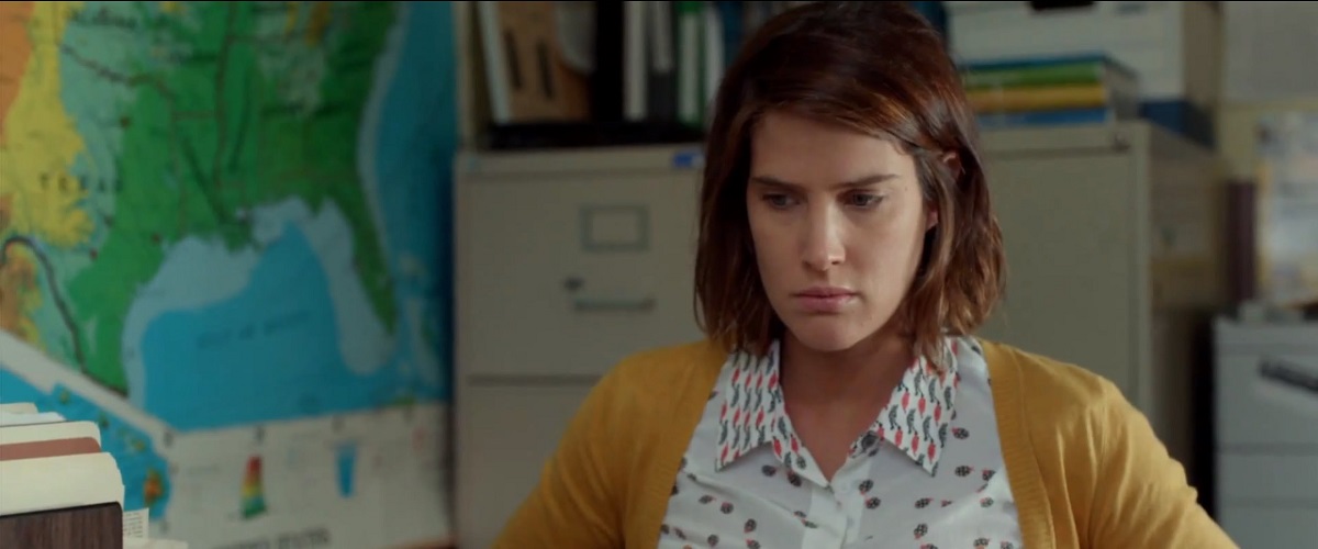 Unexpected movie review & film summary (2015) | Roger Ebert