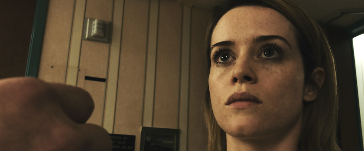 Unsane movie review & film summary (2018) | Roger Ebert